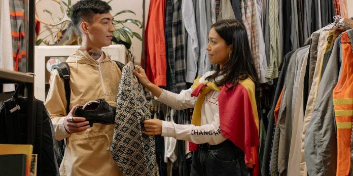 Clashing Clothes Day in 2023/2024 - When, Where, Why, How is Celebrated?