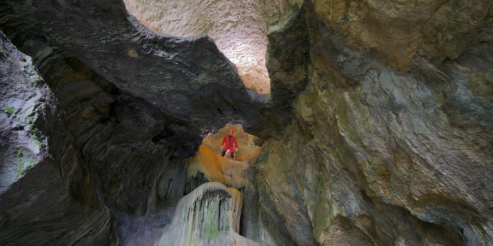 The World's Best Caves For Spelunking, Just In Time For National Caves ...